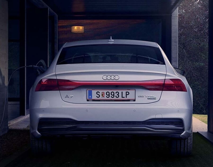 전기로만 47km 달리는 아우디 'A7 PHEV' 국내 출시