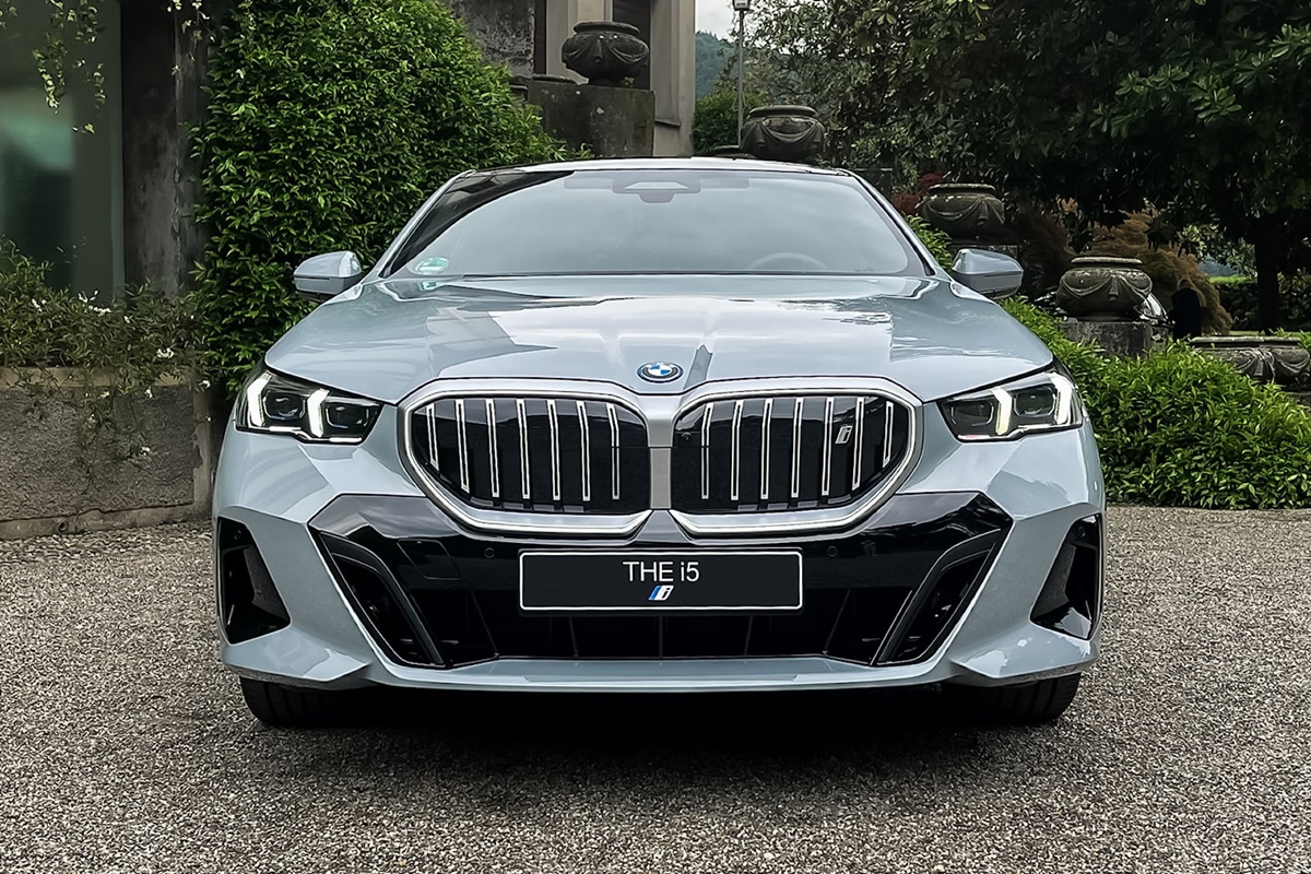 "6년 만에 풀체인지" BMW, '뉴 5시리즈' 사전예약…6940만원부터