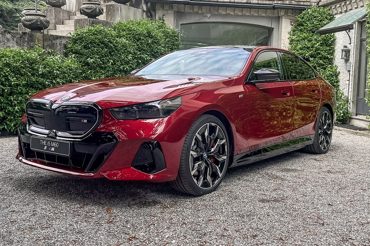 "6년 만에 풀체인지" BMW, '뉴 5시리즈' 사전예약…6940만원부터