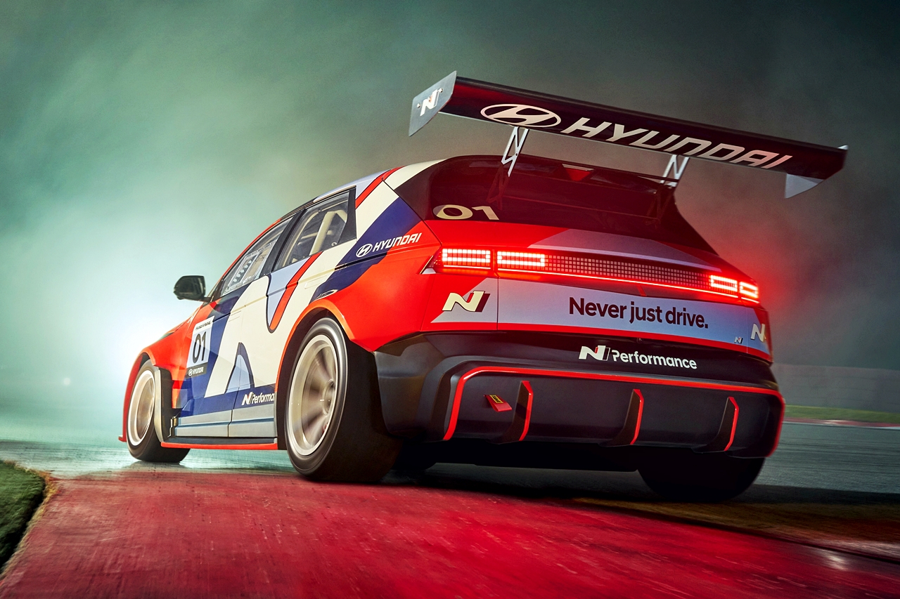 650마력의 전기 레이스카 '아이오닉5 N eN1 컵 카' 공개