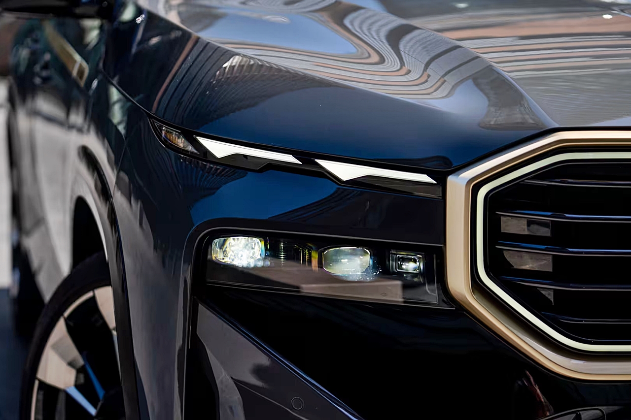 LG전자 자회사 ZKW, BMW 'XM'에 스마트 조명 공급