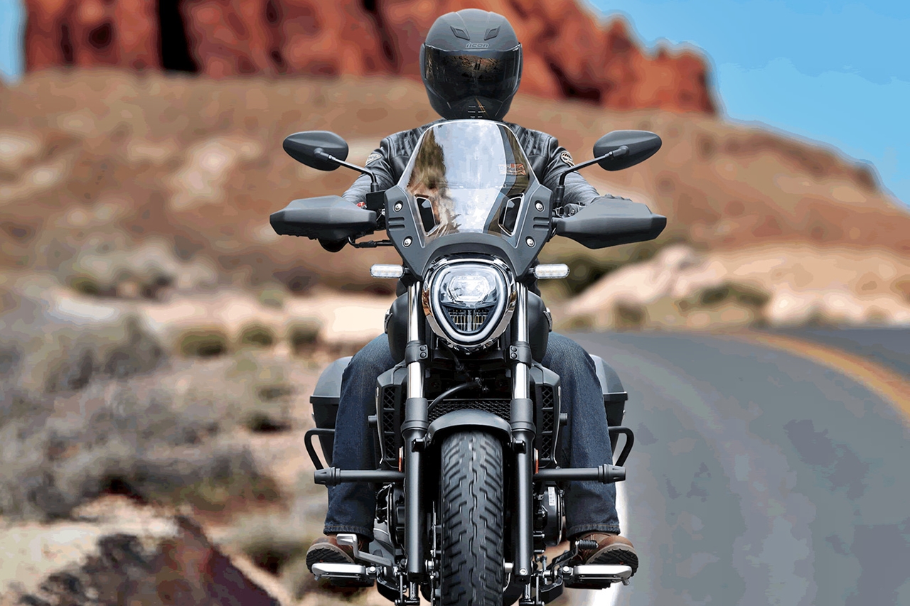 크루저 모터사이클의 새로운 다크호스, 하우즈 'TR300' 국내 출시