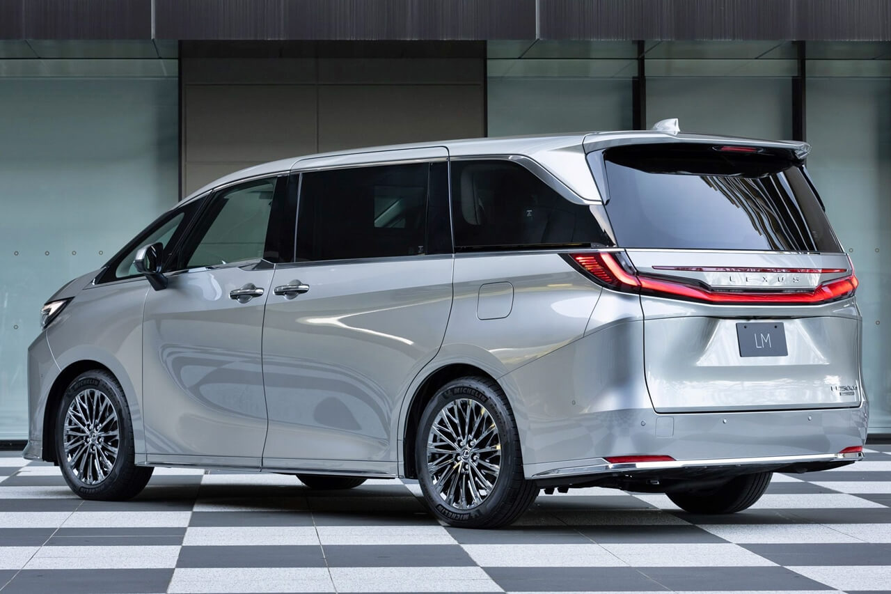 "2억원 육박하는 미니밴 온다"…렉서스, 럭셔리 MPV 'LM 500h' 사전계약