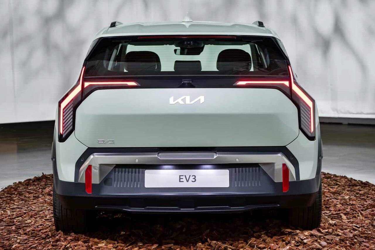 "실구매가 3000만원대"…500km 달리는 기아 'EV3' 계약 돌입
