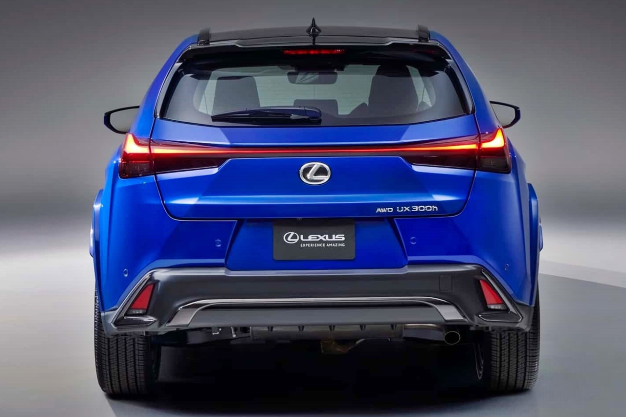 "5세대 하이브리드 탑재" 렉서스, 'UX 300h' 출시…5240만원부터