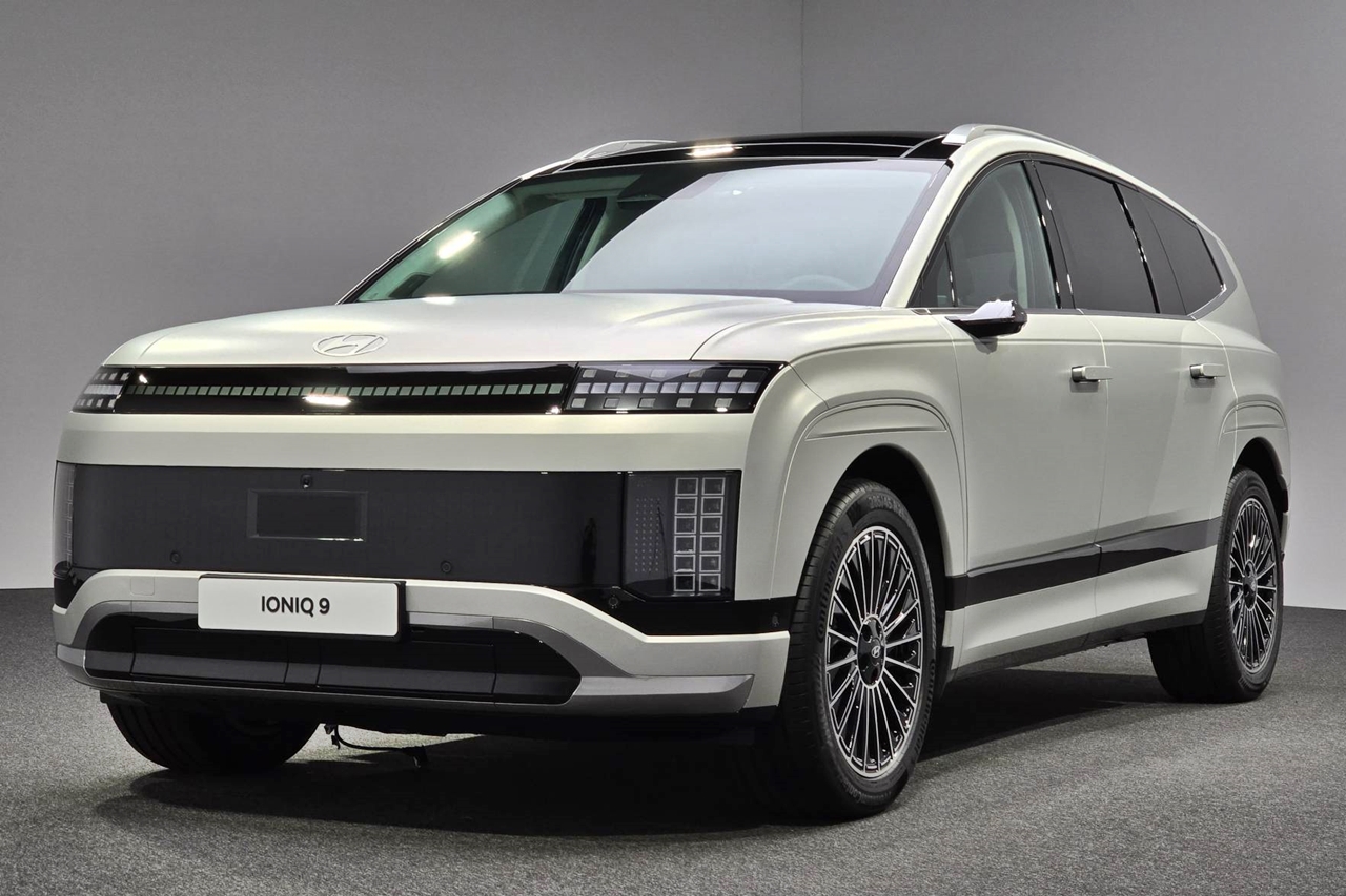 현대차, 6천만원대 대형 전기 SUV ‘아이오닉9’ 출시…한번에 532km 주행