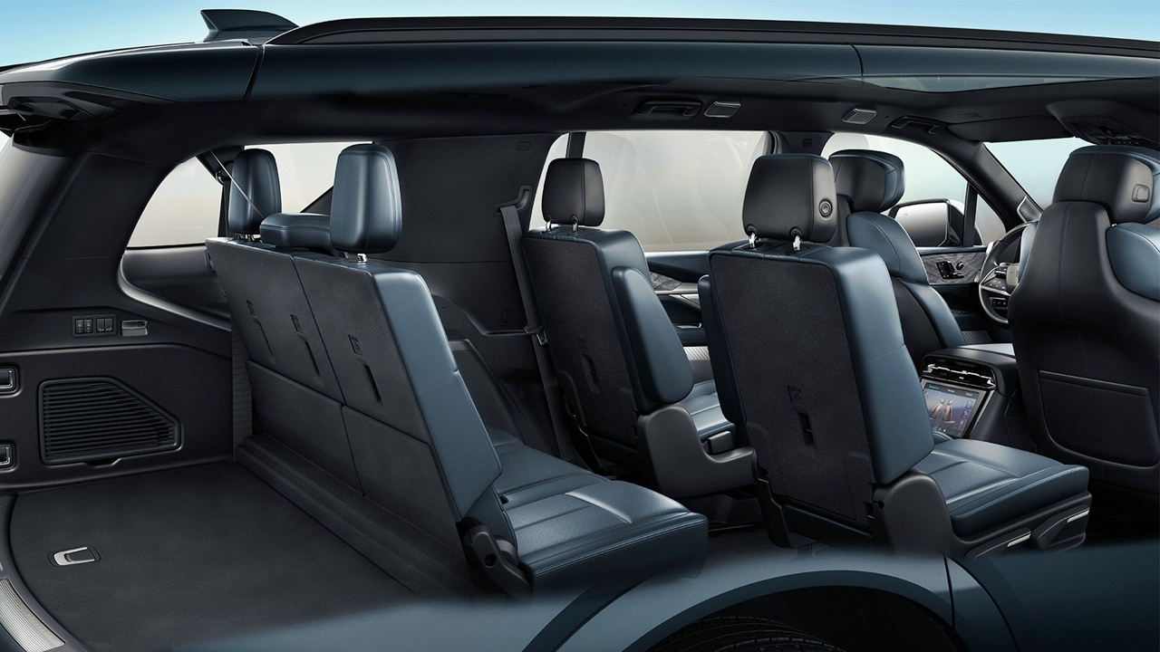 "한 번에 740km 달린다" 캐딜락, 올-일렉트릭 에스컬레이드 IQL 공개