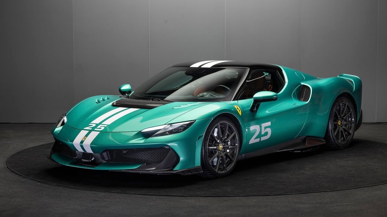 “880마력·제로백 2.8초”…페라리, 새로운 스페셜 시리즈 ‘296 스페치알레’ 국내 출시