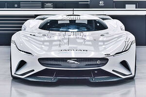 재규어의 귀환, 새로운 4도어 GT 전기차 내년 출시…"1회 충전 700km 주행"